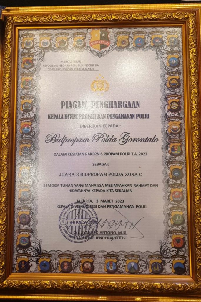 BID PROPAM POLDA GORONTALO RAIH PERINGKAT 3 KINERJA TERBAIK ZONA C SE-INDONESIA – Polda Gorontalo