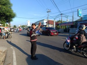 Pengaturan Pagi Samapta Polda Gorontalo, Bantu Lancarkan Arus Lalu Lintas di Pagi Hari – Polda ...