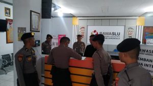 Samapta Polda Gorontalo Tingkatkan Patroli di KPU dan Bawaslu – Polda Gorontalo