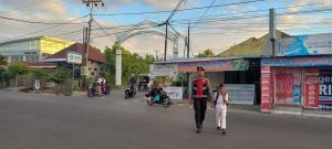 Pelayanan Prima Polri: Gatur Rutin Dit Samapta Polda Gorontalo Jaga Keselamatan Pelajar saat ...