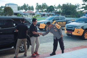 LAKSANAKAN KUNJUNGAN KERJA, WAKAPOLDA GORONTALO BERI PETUAH KEPADA ...