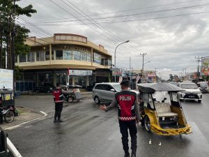 Samapta Polda Gorontalo Hadir di Titik Strategis Jalan, Lakukan Pengaturan Lalu Lintas – Polda ...